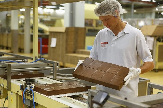 10 curiosidades sobre a maior fábrica de chocolate do mundo a Barry ...